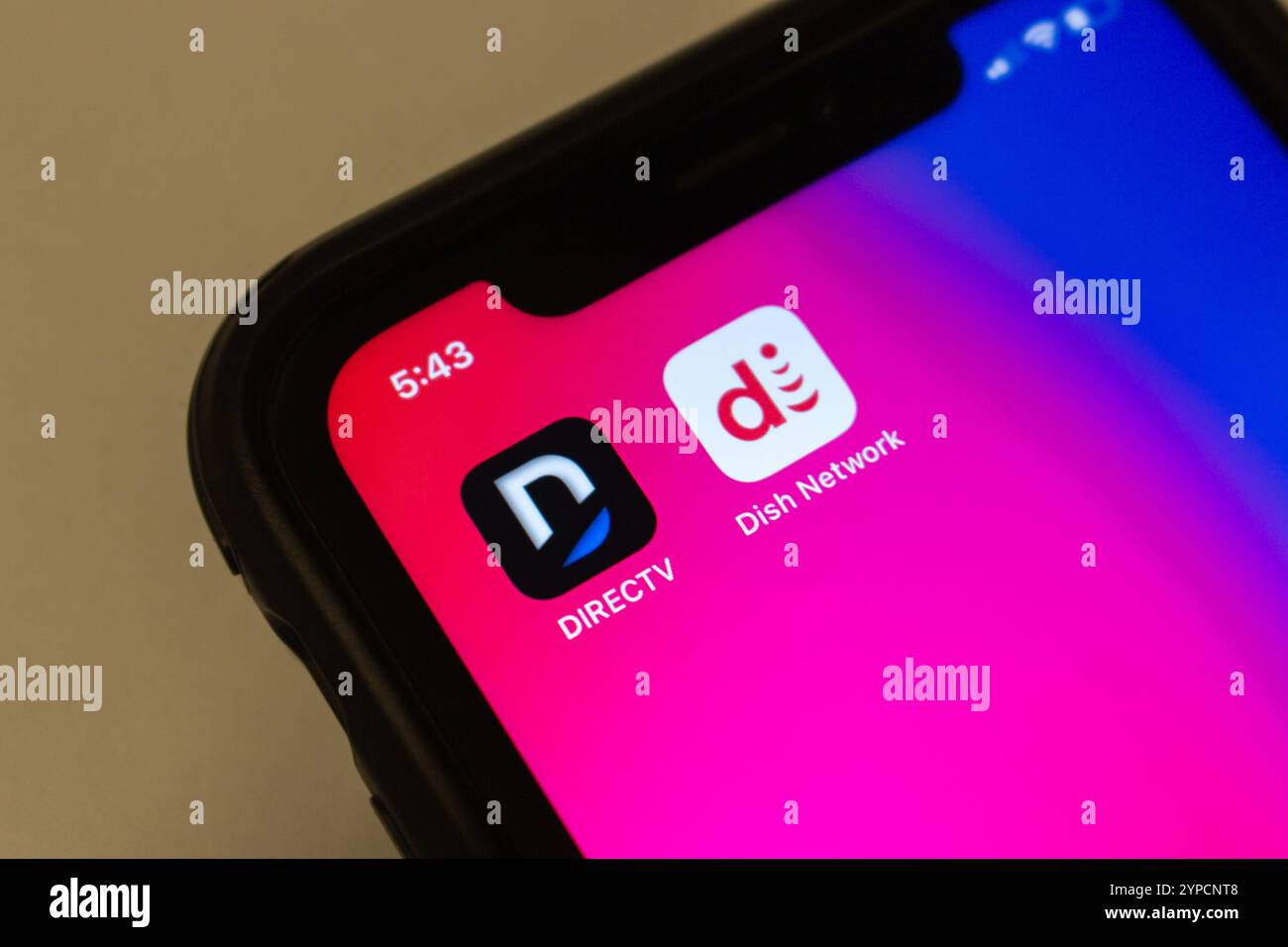 Streaming providers tv hi-res stock photography and images - Alamy
