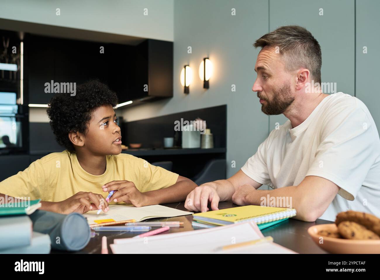 School supplies family bonding hi-res stock photography and images - Alamy