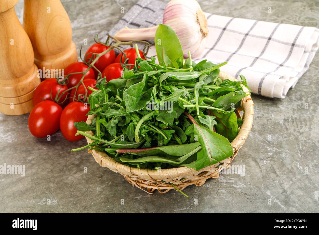 Arugula and spinach mix salad leaves Stock Photo - Alamy