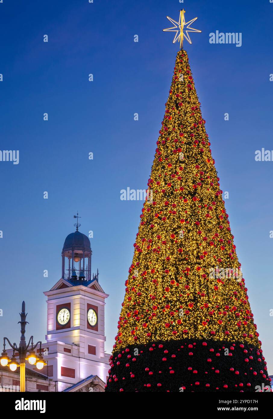 Real casa de correos new year hi-res stock photography and images - Alamy