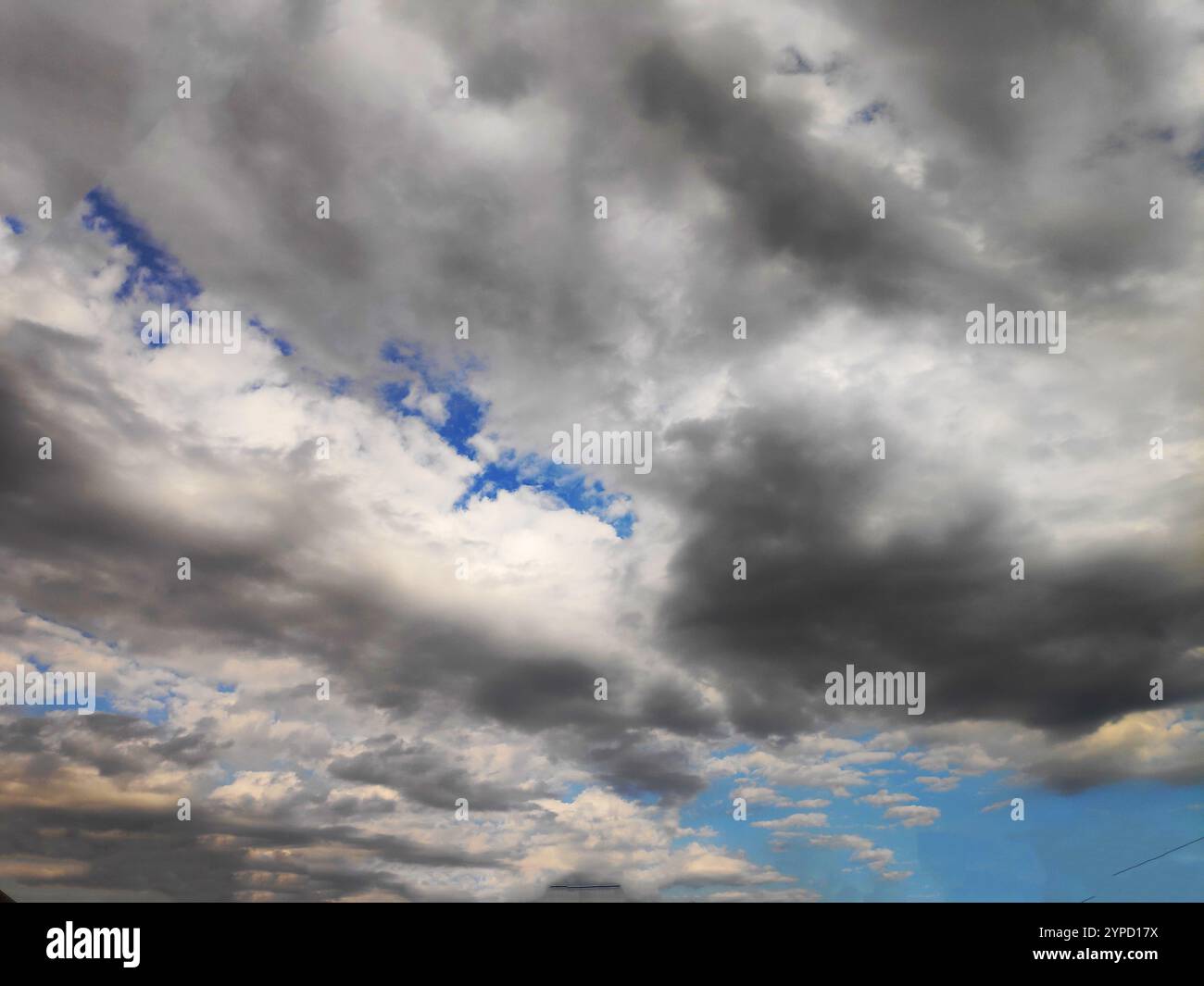 Cloudy sky overlay hi-res stock photography and images - Alamy