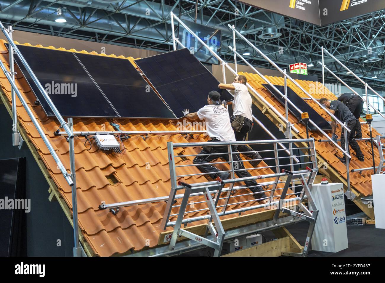 Presentation of the rapid installation of a solar system on a ...