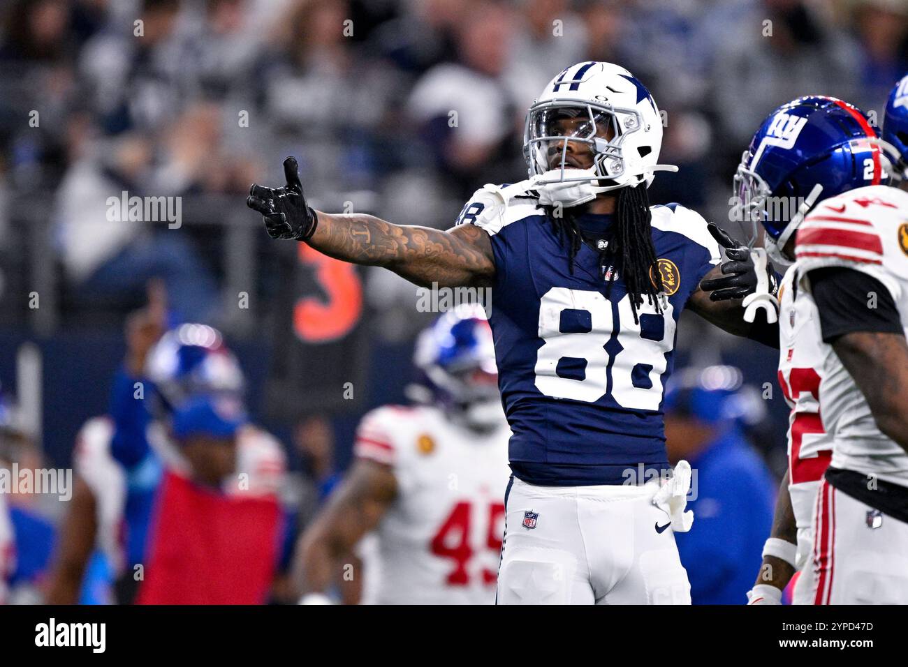 Dallas Cowboys wide receiver CeeDee Lamb (88) celebrates converting a ...