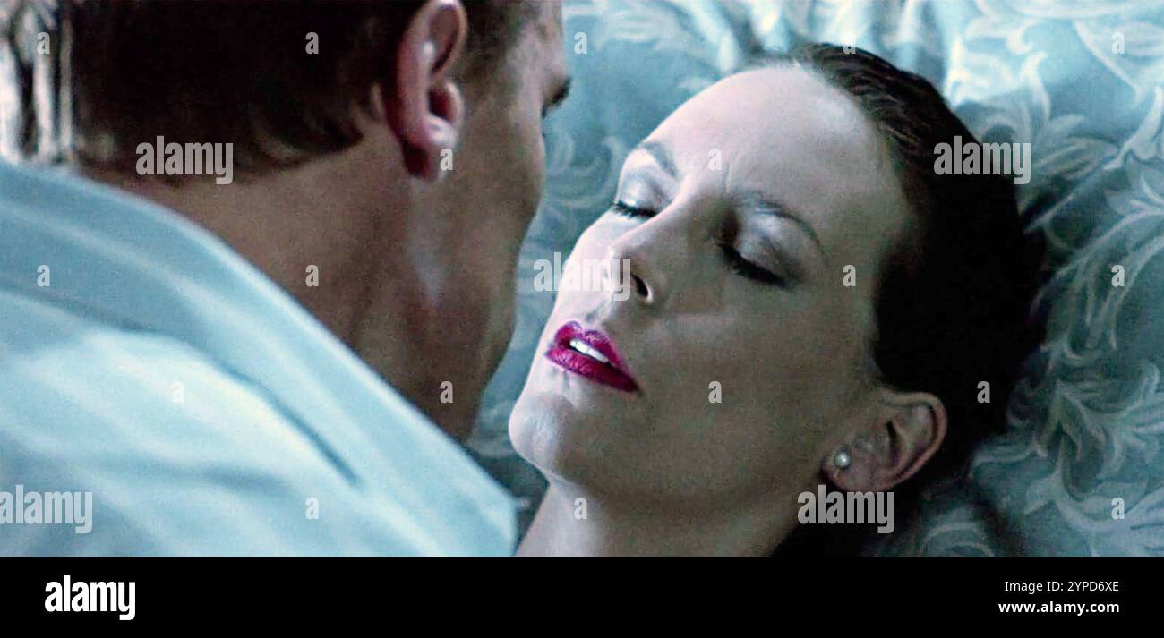 TRUE LIES 1994 20th Century Fox film with Jamie Lee Curtis as his wife ...