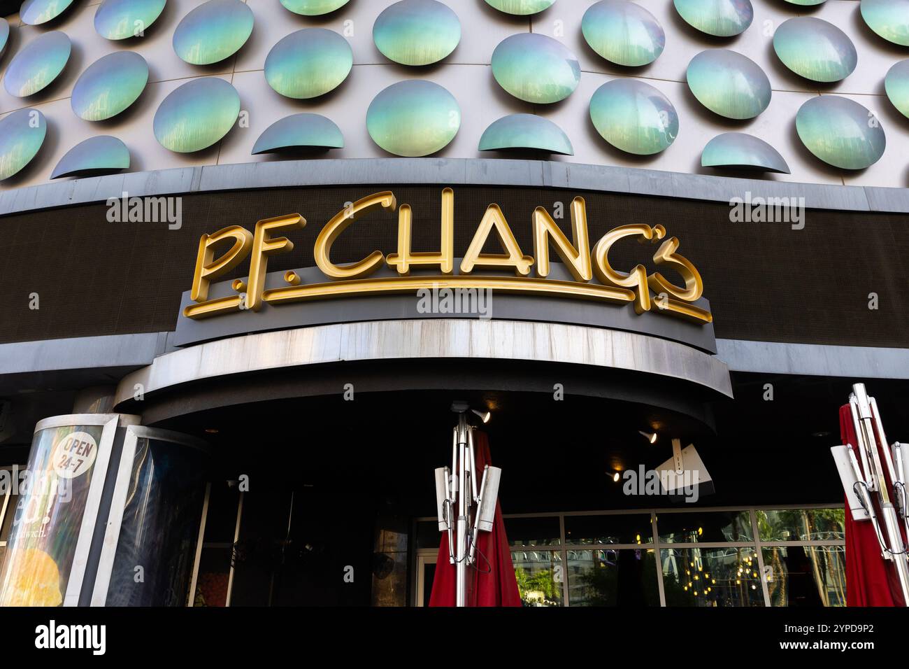 P.f. changs hi-res stock photography and images - Alamy