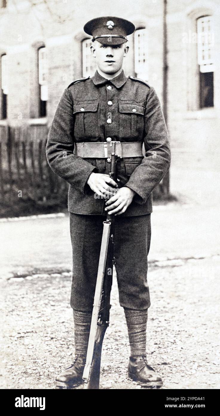 A guardsman from the Grenadier Guards with a SMLE rifle during the ...