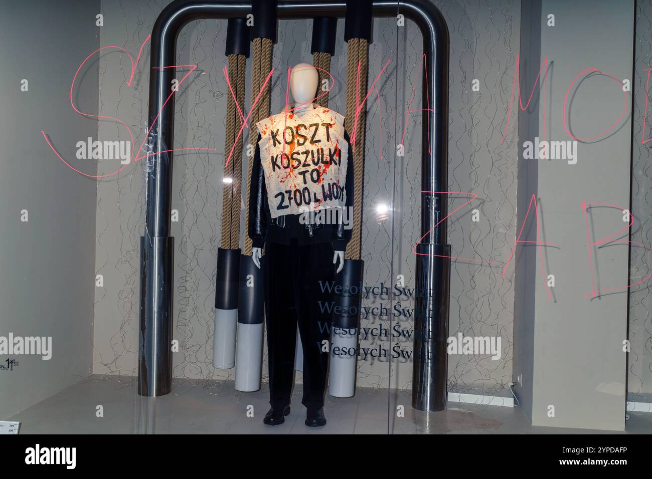 Environmentalists from Extinction Rebellion glued themselves to the ...