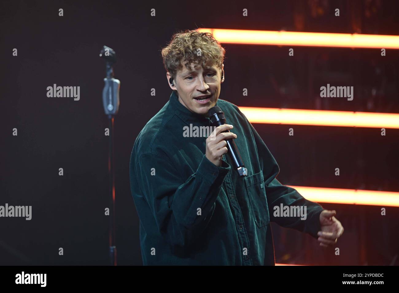 Tim BENDZKO, Saenger, Musiker, singend, Gesang, Konzert, Verleihung ...