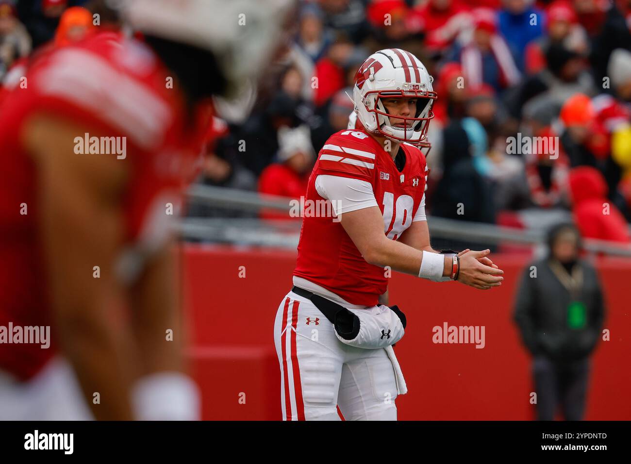 Madison, WI, USA. 29th Nov, 2024. Wisconsin Badgers quarterback Braedyn ...
