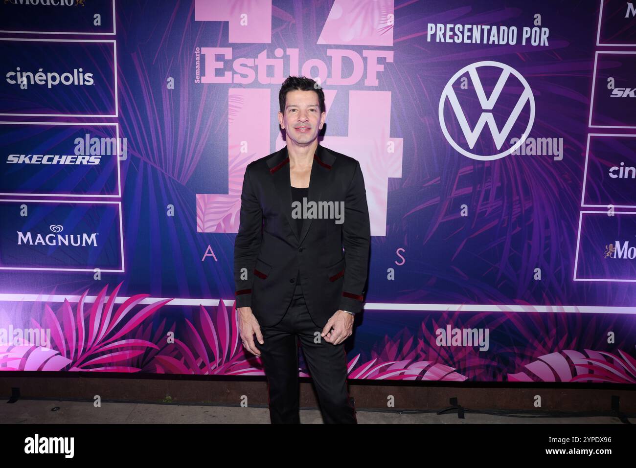 Mexico City, Mexico. 28th Nov, 2024. Yahir attends the pink carpet for ...