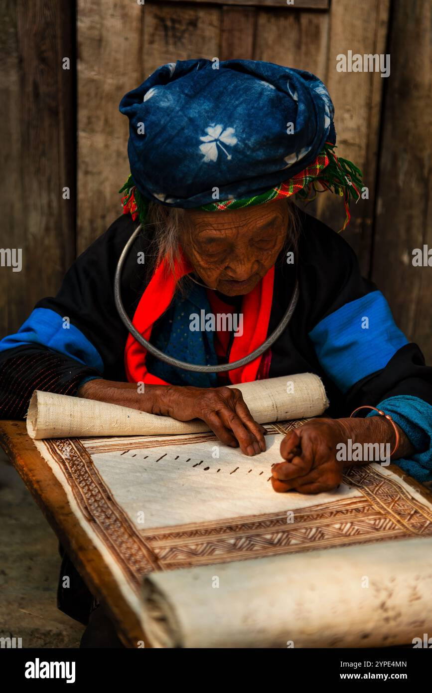 Ha Giang - January 15, 2024: Linen weaving - traditional cultural ...