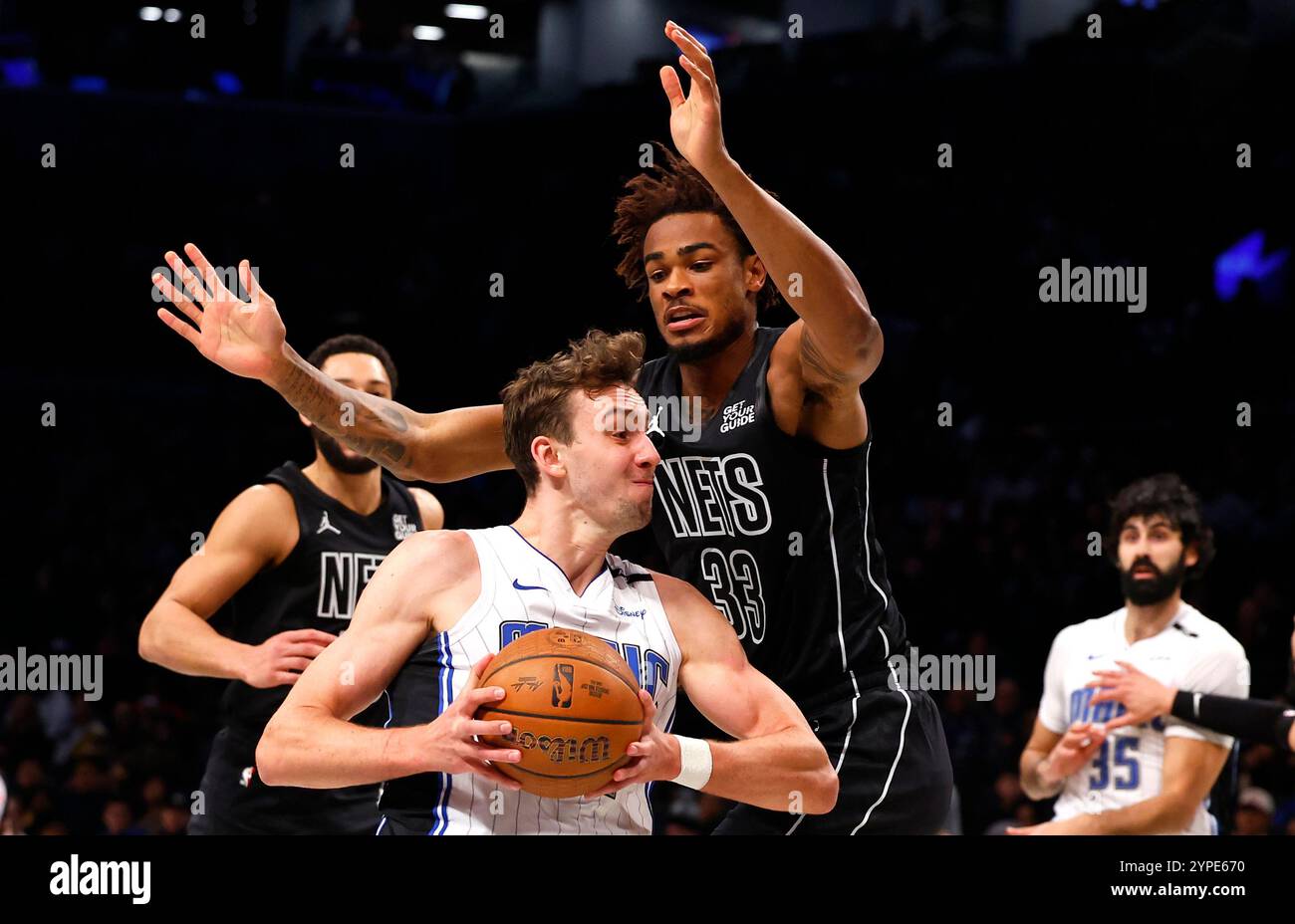 Orlando Magic forward Franz Wagner drives to the basket against ...
