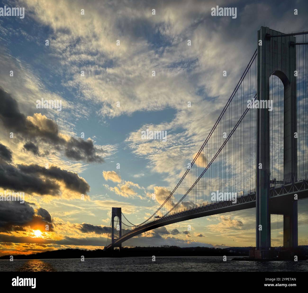 Verrazzano verrazano bridge hi-res stock photography and images - Alamy