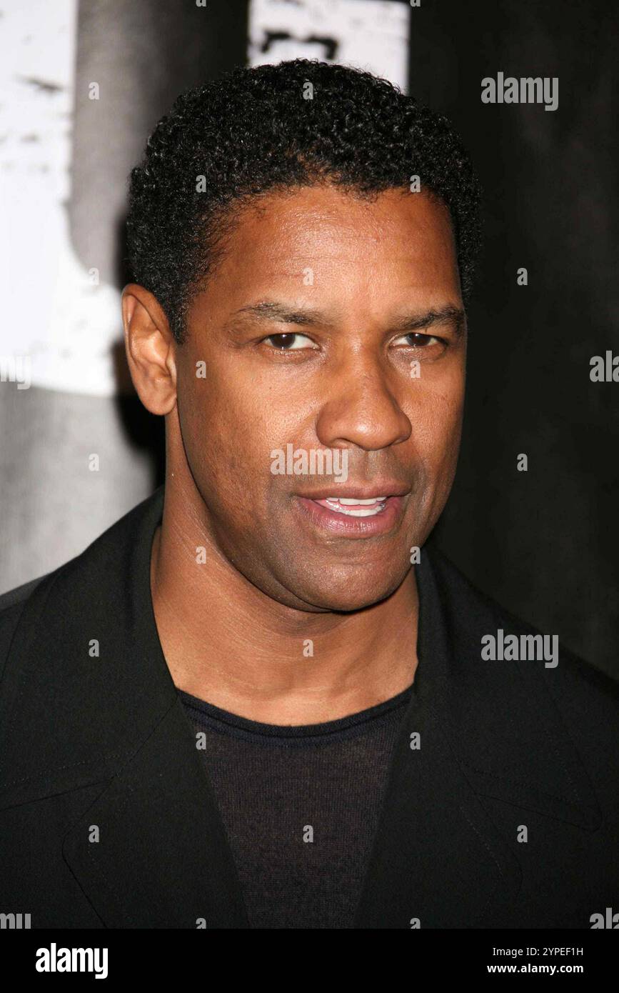 Denzel Washington attends the premiere of Touchstone Pictures' "Deja Vu ...