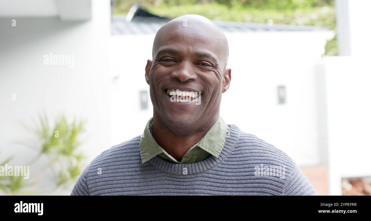 Portrait laughing african american hi-res stock photography and images ...