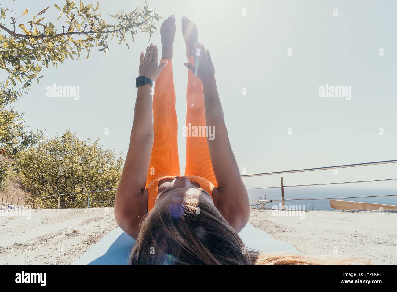 Sunshine workout hi-res stock photography and images - Alamy