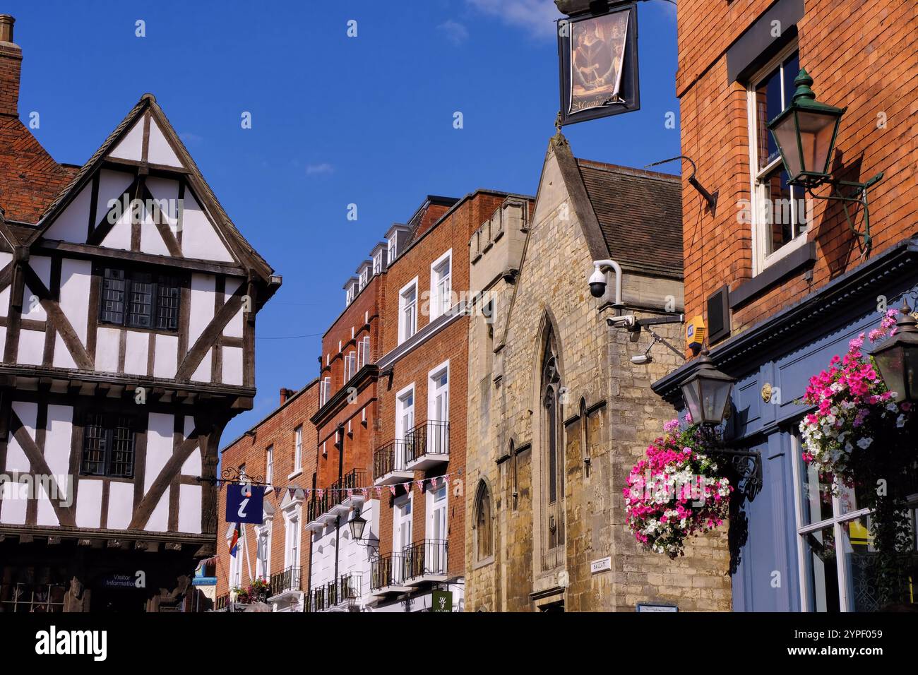 Lincoln: Buildings and shops in Bailgate, Castle Hill and Steep Hill in ...