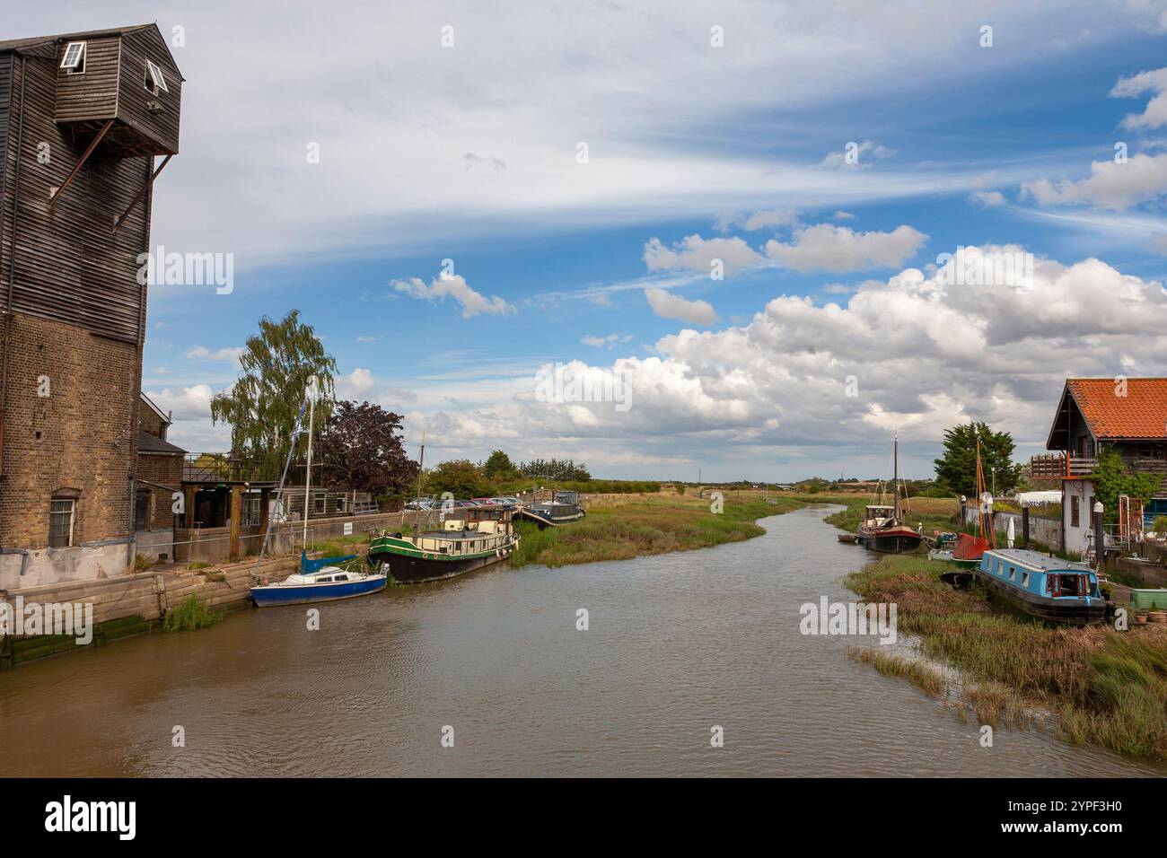 The River Crouch at the highest point of navigation: Battlesbridge ...