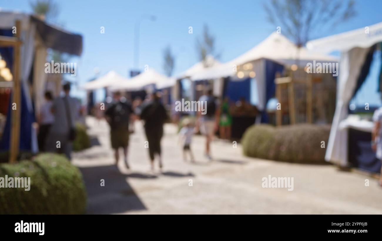 Defocused market stalls tents hi-res stock photography and images - Alamy