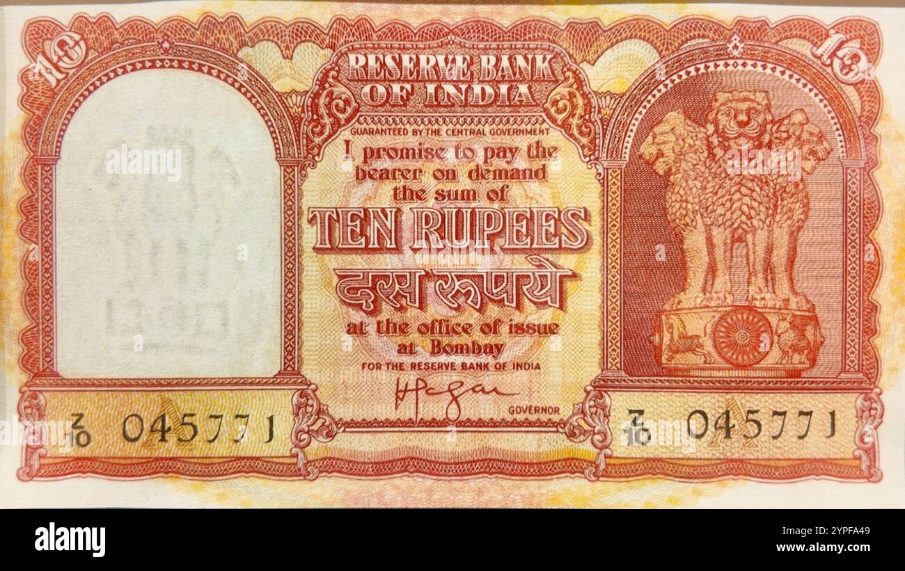 Indian rupee bank notes ten hi-res stock photography and images - Alamy