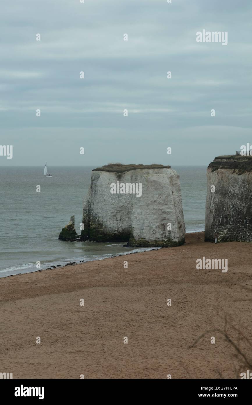 Sea stack at Botany Bay,Broadstairs in Kent collapses 29/11/24 Stock ...