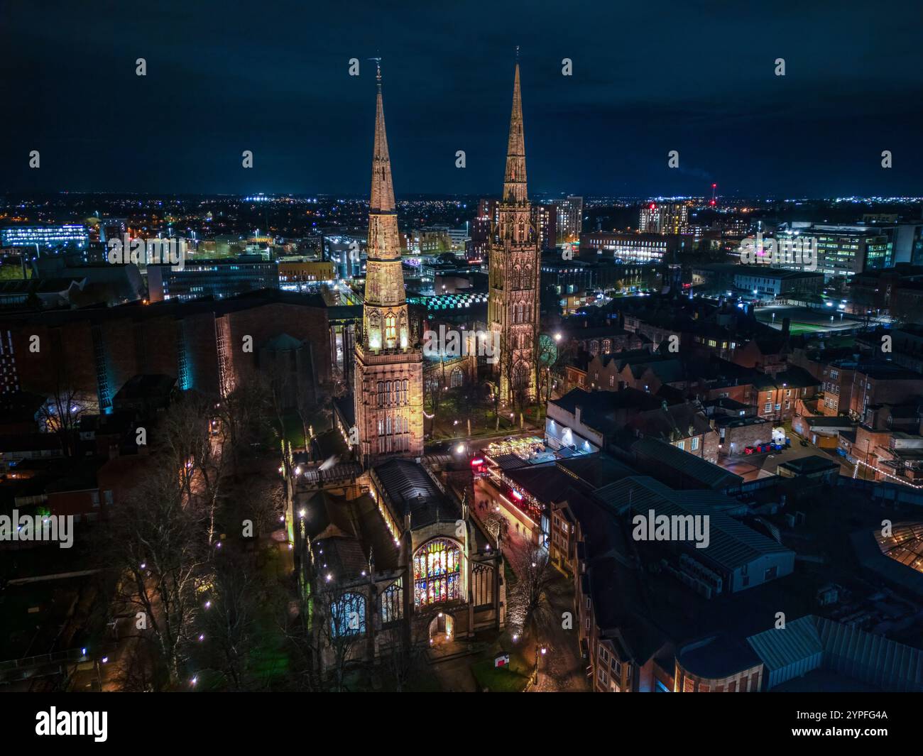 Coventry Christmas Market and Cathedral Stock Photo - Alamy