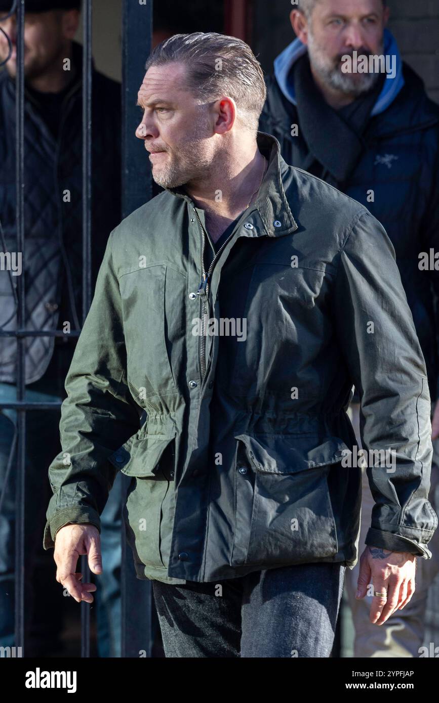 Tom Hardy and Guy Ritchie film new Drama series in East London Stock ...