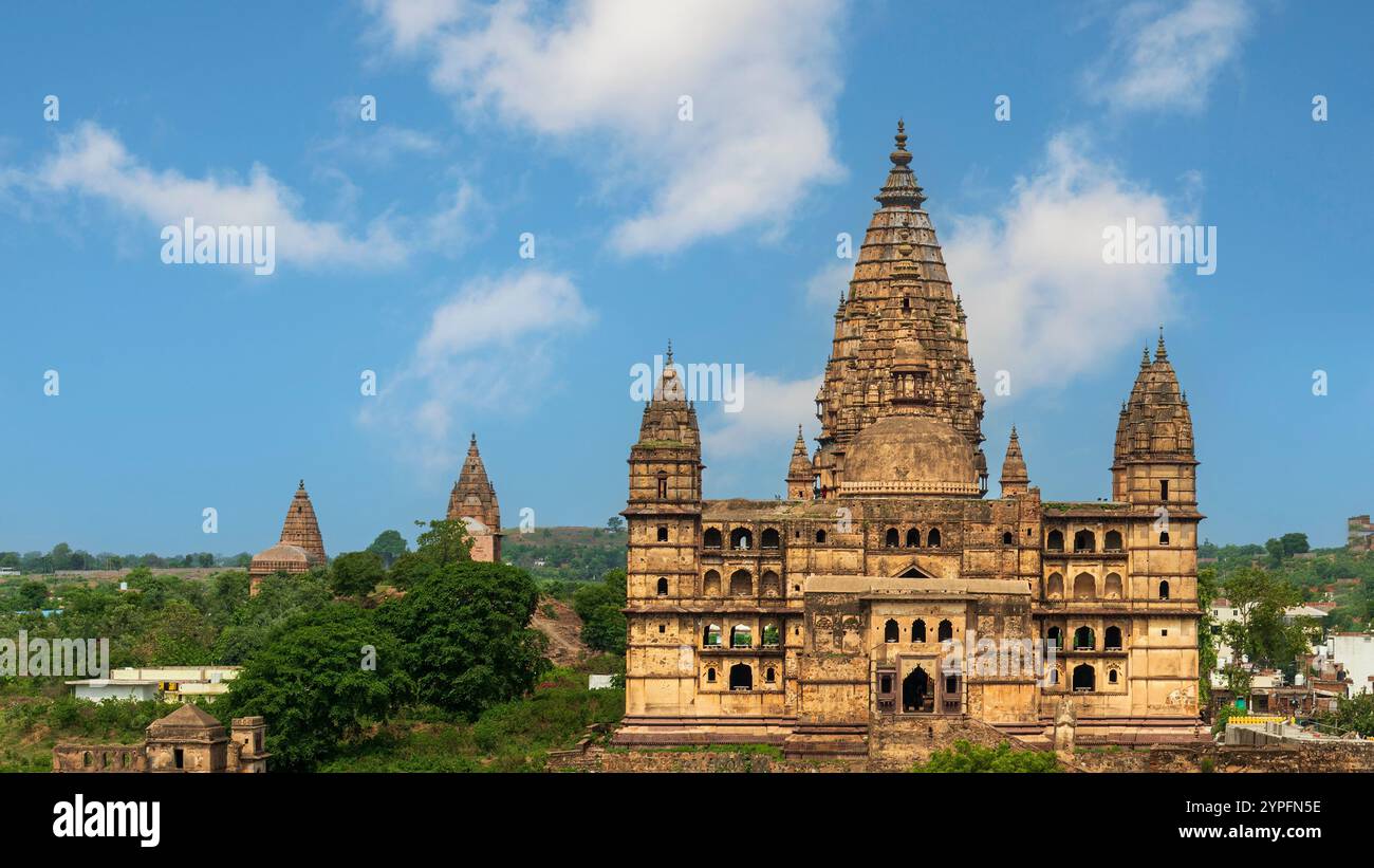 Chaturbhuj Temple, a majestic Hindu temple in Orchha, Madhya Pradesh ...