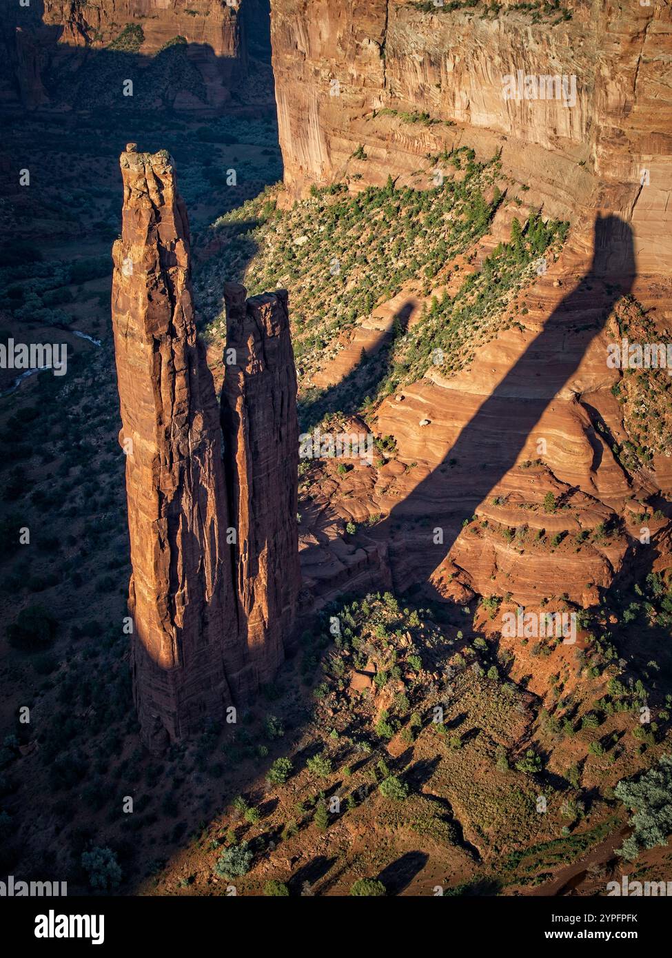 Monument national canyon de chelly hi-res stock photography and images ...