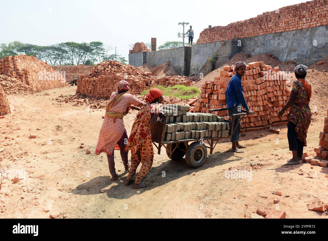 Outskirts of dhaka hi-res stock photography and images - Alamy