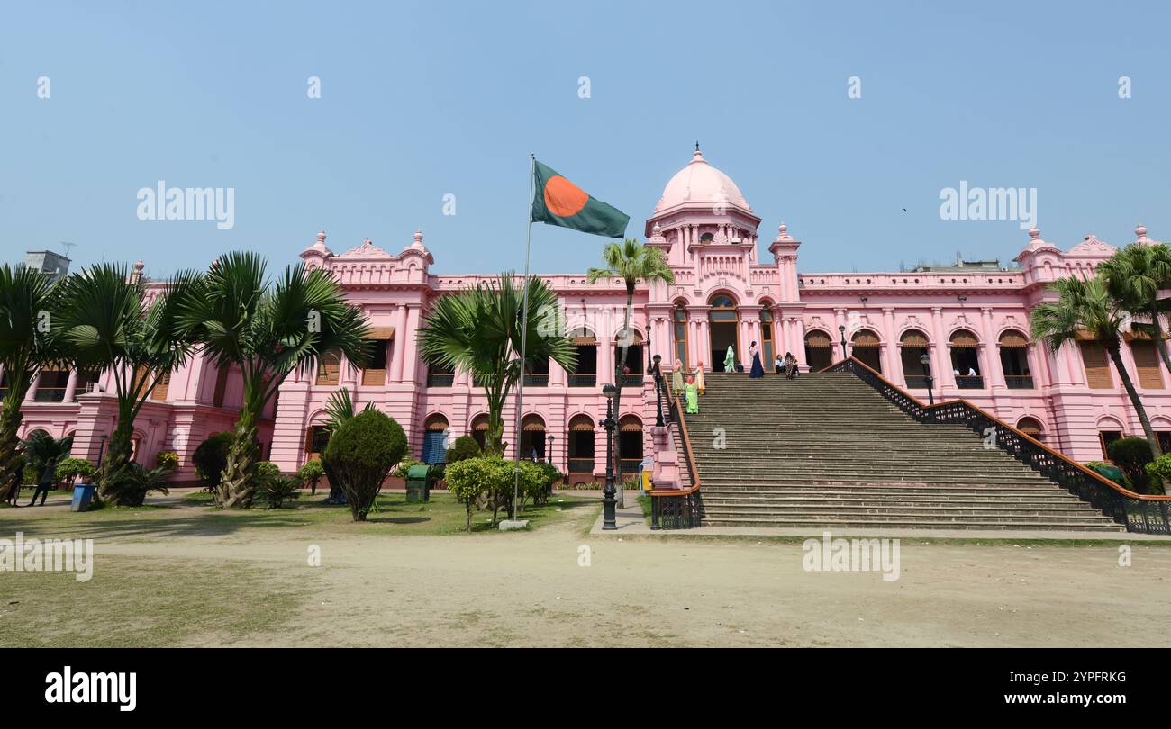 Bangladeshi old architecture hi-res stock photography and images - Alamy