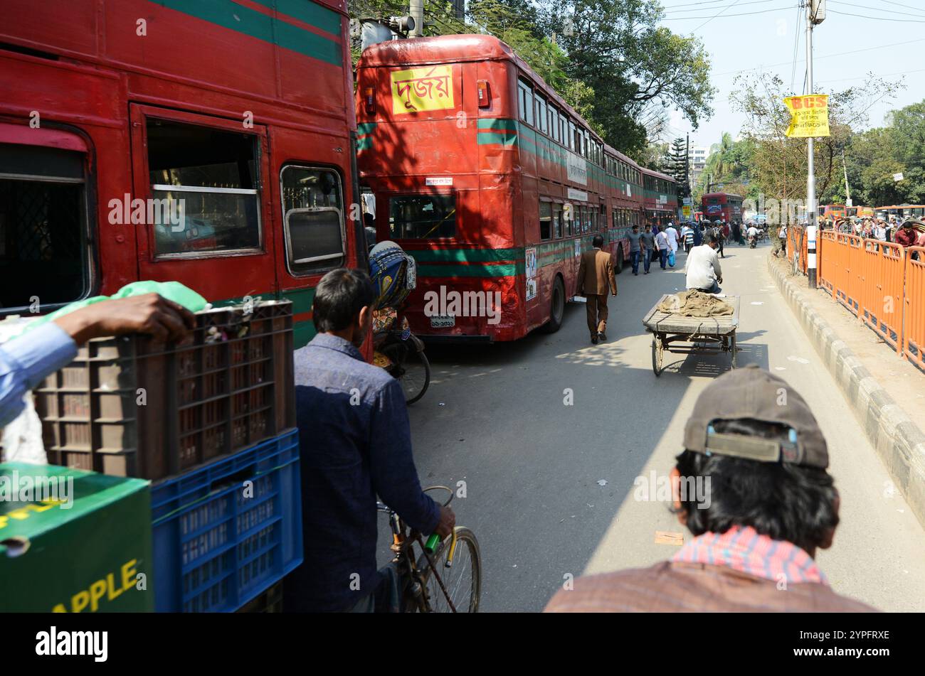 A Double Decker bus in Dhaka, Bangladesh Stock Photo - Alamy