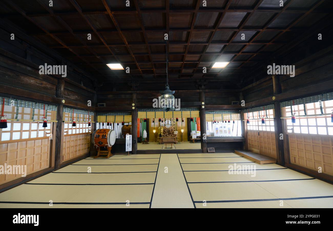 Suwa Taisha Shimosha Akimiya Shinto shrine near Suwa lake in Nagano ...
