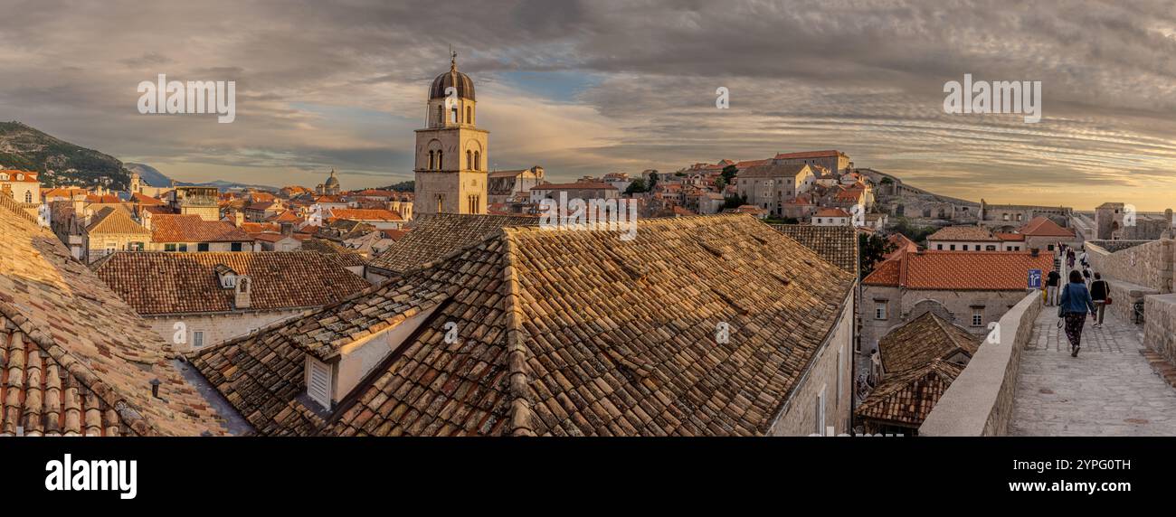 ámicas de Dubrovnik desde las murallas de la ciudad. Destacan los ...