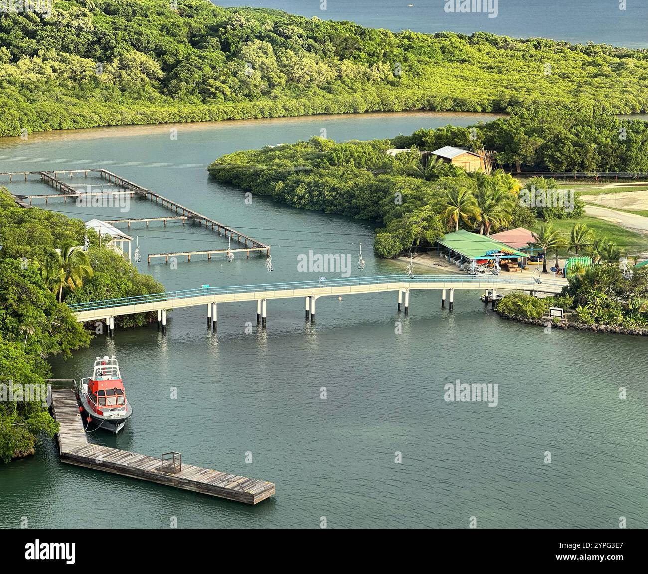 Mahogany Bay, Roatan, Bay Islands, Honduras, Central America Stock ...