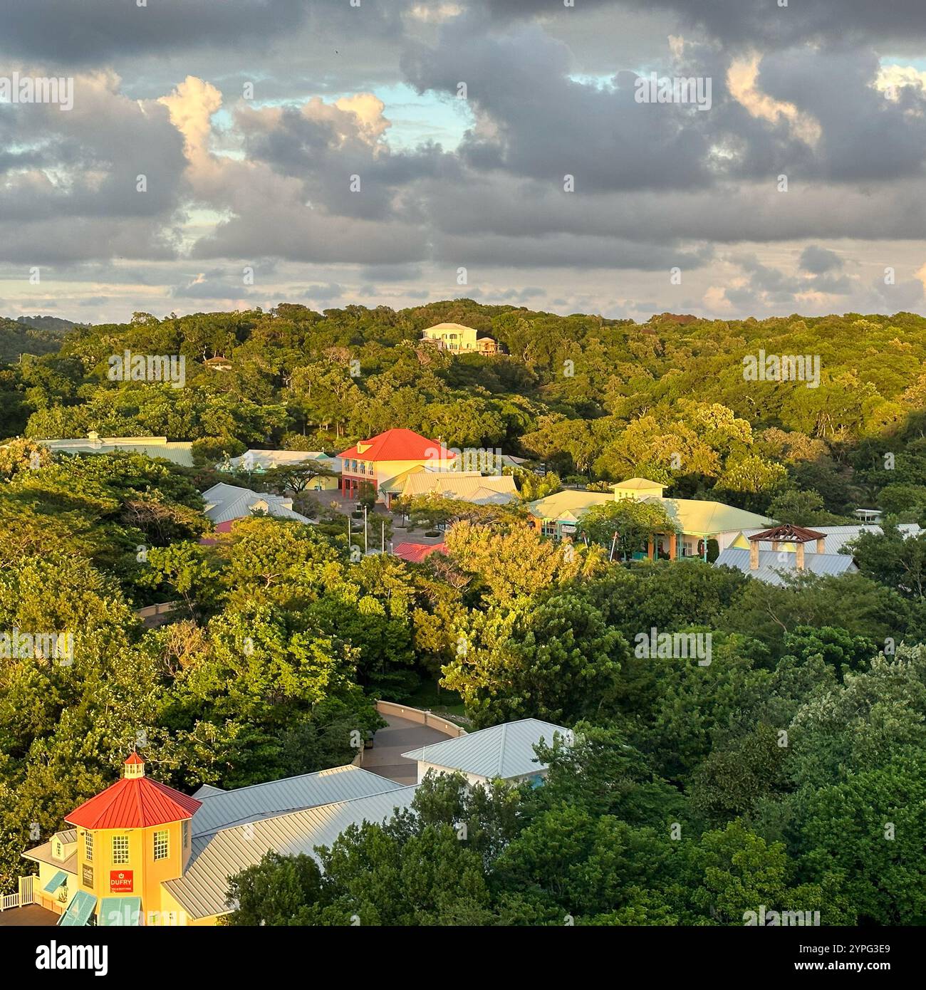 Mahogany Bay, Roatan, Bay Islands, Honduras, Central America Stock ...