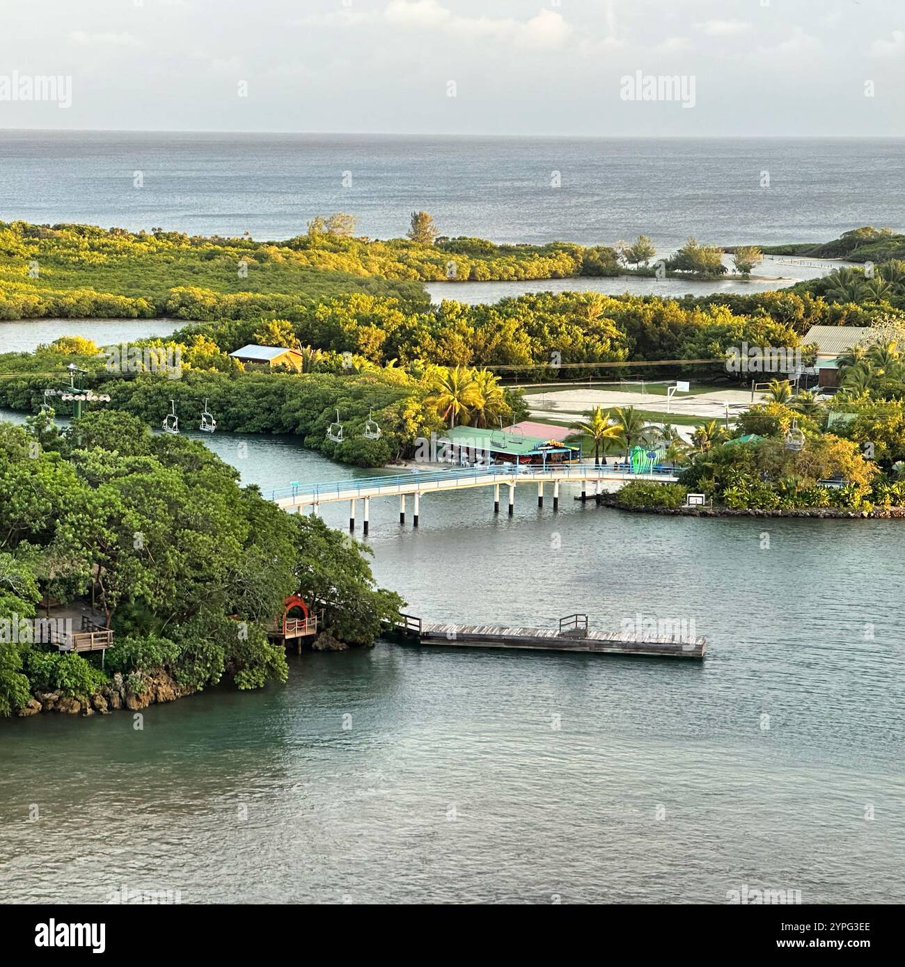 Mahogany Bay, Roatan, Bay Islands, Honduras, Central America Stock ...
