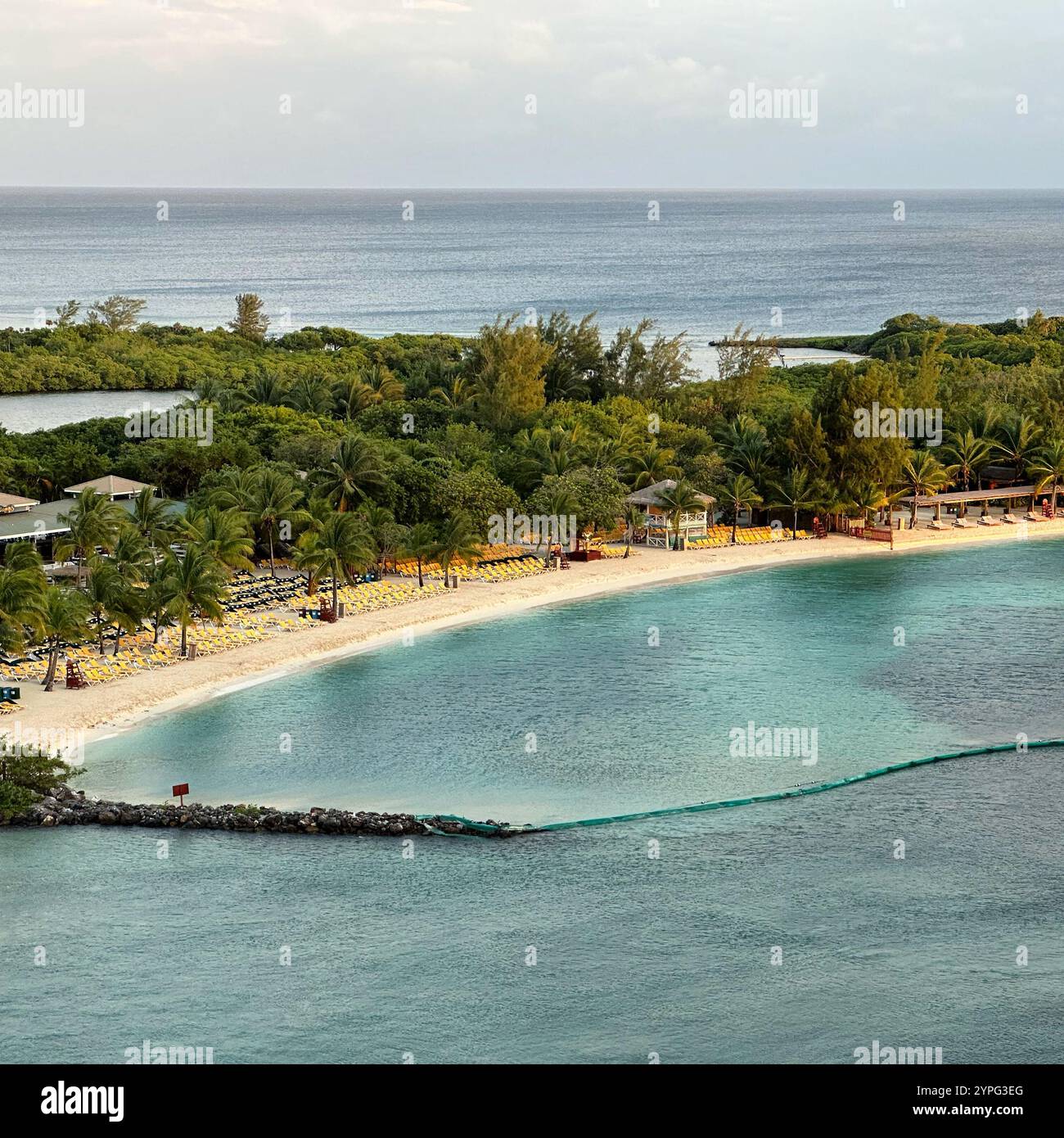 Mahogany Beach, Mahogany Bay, Roatan, Bay Islands, Honduras, Central ...