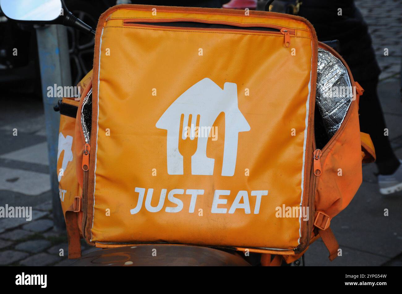 Copenhagen, Denmark /30 Nov...2024/.door dash Just eat food delivery ...