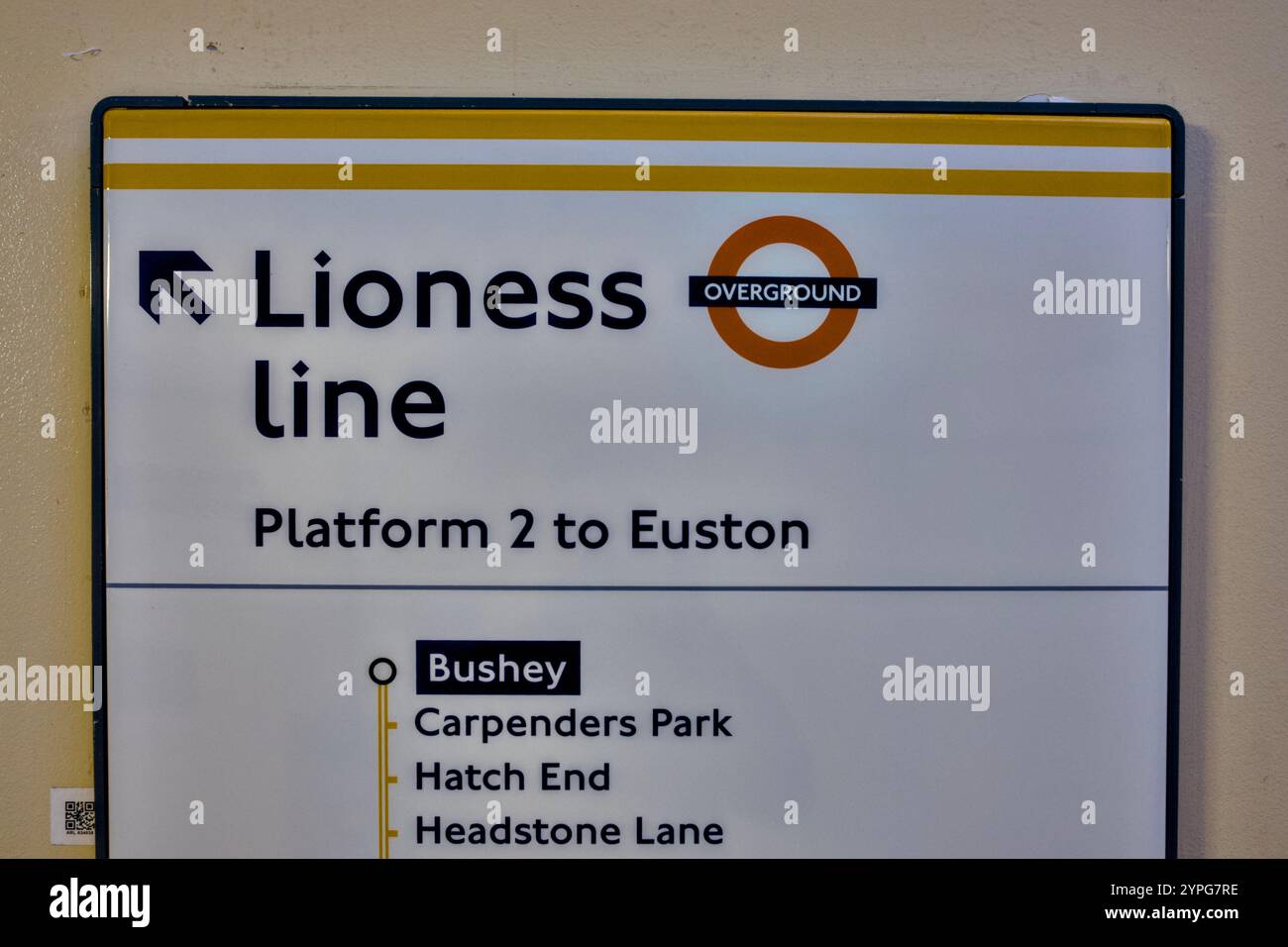 New Signage For The Renamed Lioness Line On The Old London Overground ...
