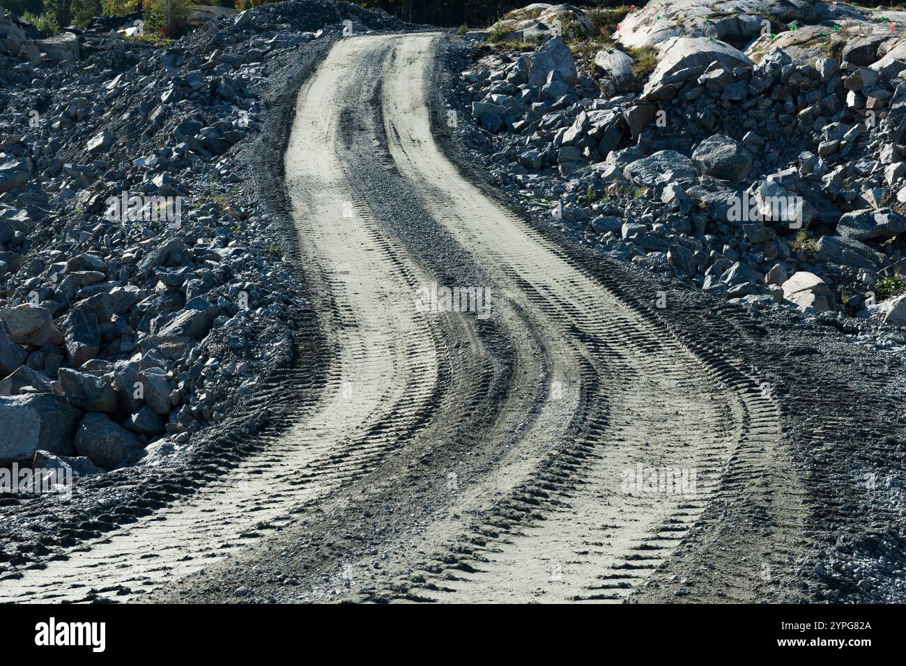 Temporary road on a building site Stock Photo - Alamy
