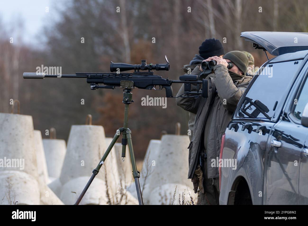 A Polish soldier at Poland's border with Russia. Polish Prime Minister ...