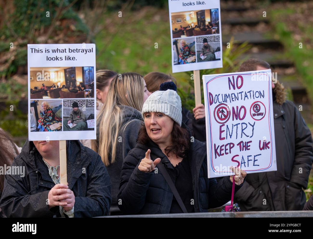 Counter protest against Unity Rally across the road from Cresta Court ...