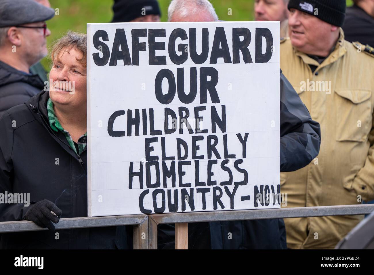 Counter protest against Unity Rally across the road from Cresta Court ...