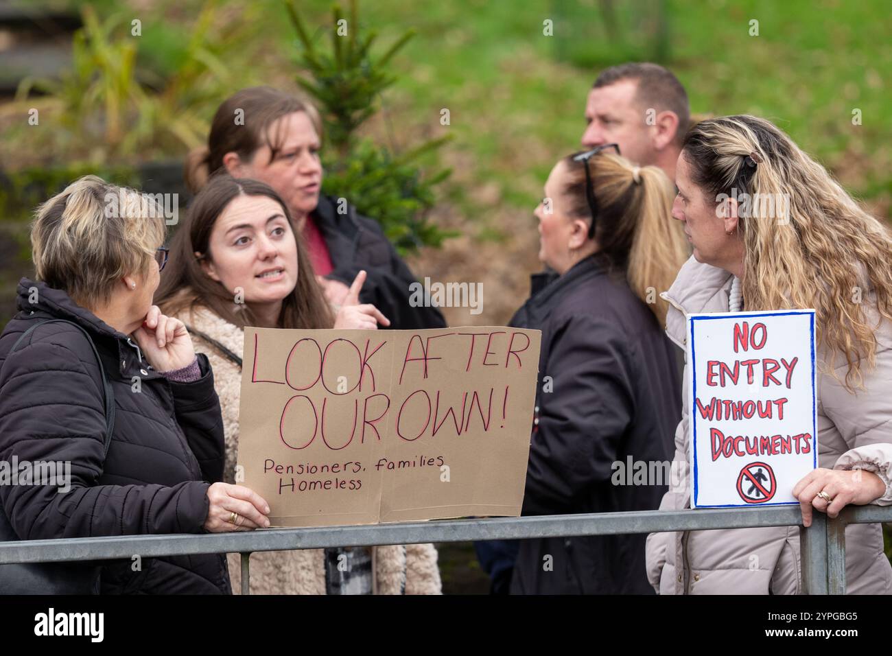 Counter protest against Unity Rally across the road from Cresta Court ...
