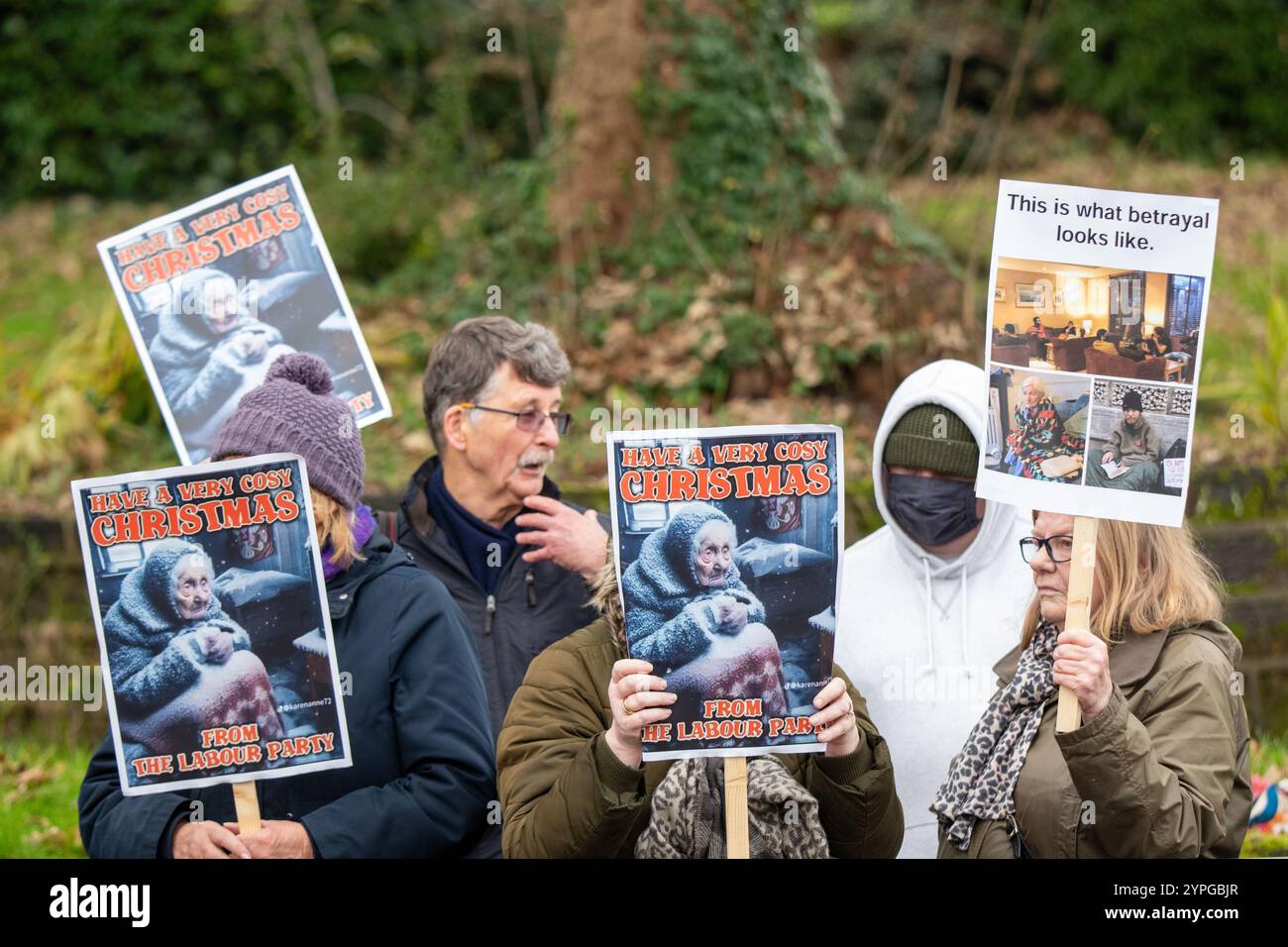 Counter protest against Unity Rally across the road from Cresta Court ...