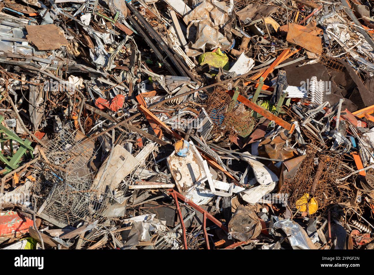 Scrap metal environmental reclaimed hi-res stock photography and images ...