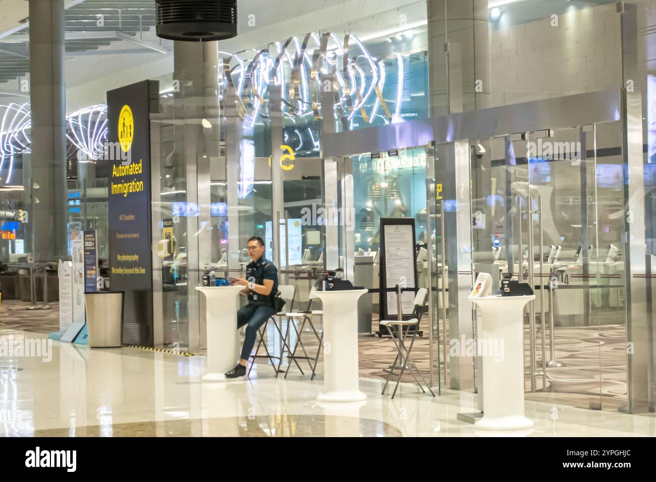 Automated immigration gates - Singapore Changi Airport Terminal 4 Stock ...