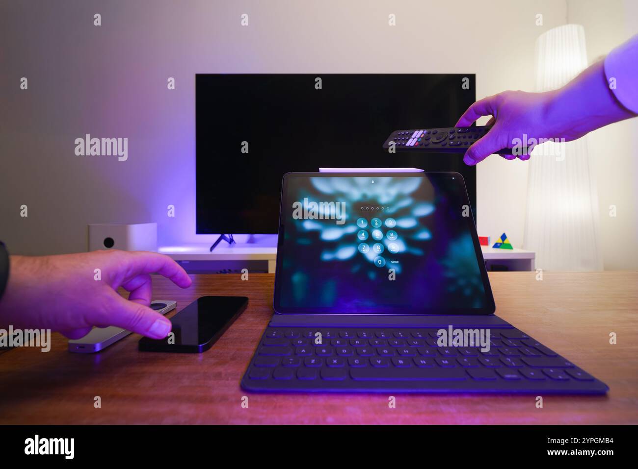 Electronic control devices hi-res stock photography and images - Alamy