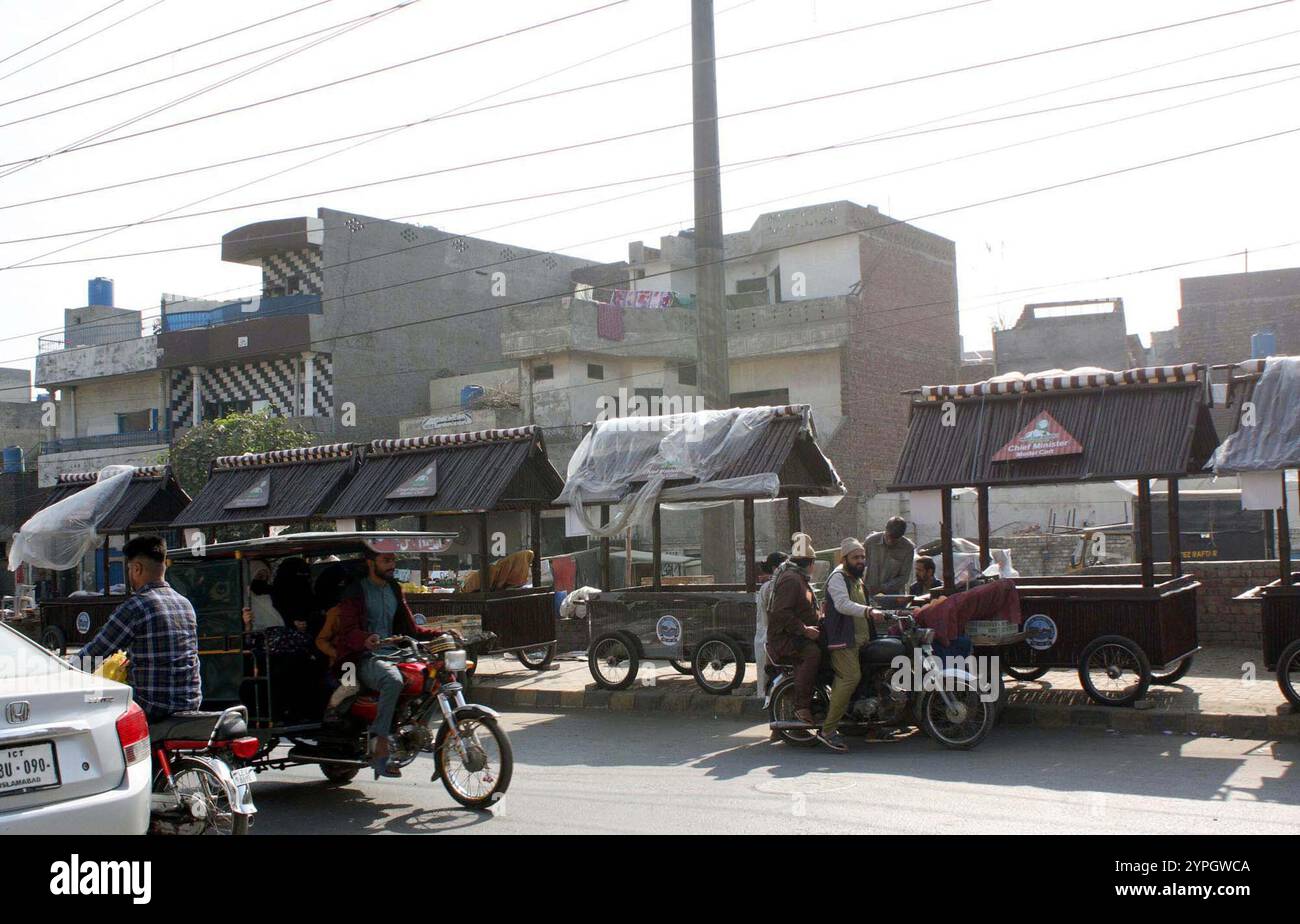 New style Modern Carriage Bazar on footpath distributed by Punjab Chief ...